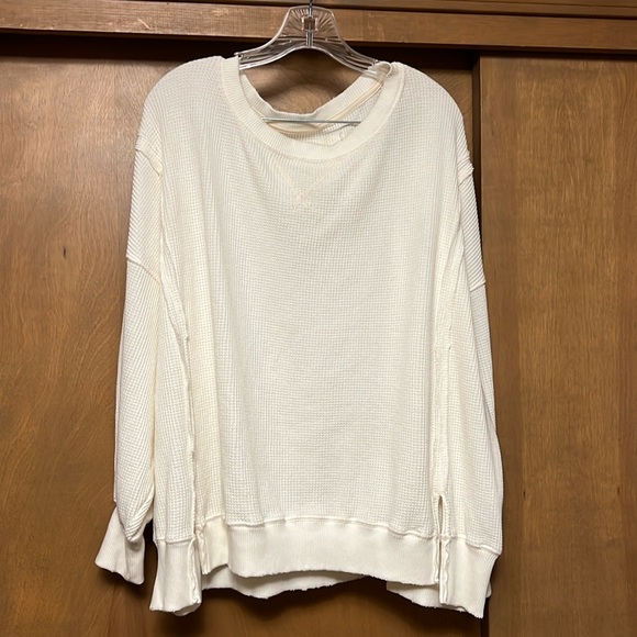 American Eagle Outfitters | Tops | Arie Big Hug Waffle Knit | Poshmark